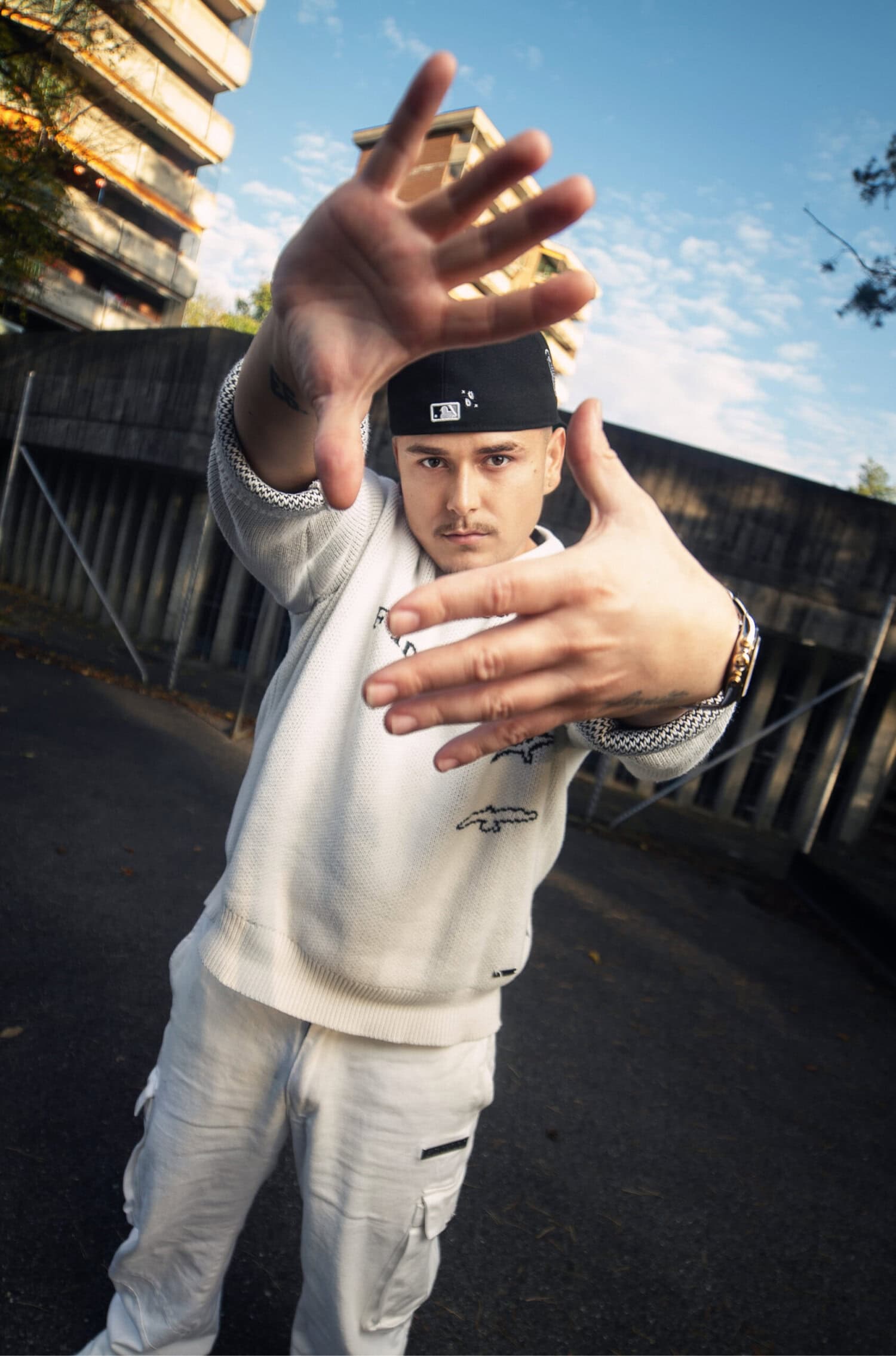 Rapper EAZ macht den Auftakt zum Dietiker Sommerfest - Live & Bunt ...